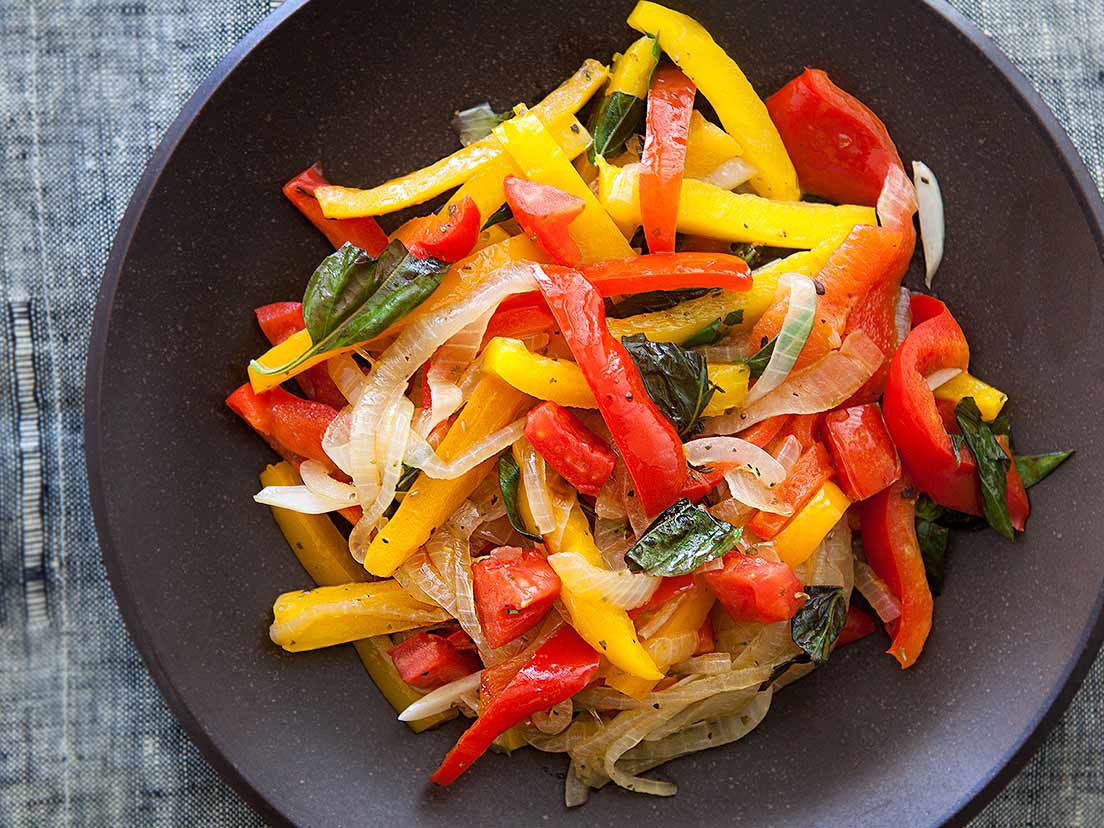 Receita de Refogado de pimentão e tomate - Quero Receita